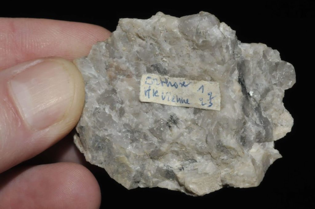 Orthose (feldspath) de Haute-Vienne en Limousin (ex Deyrolle)