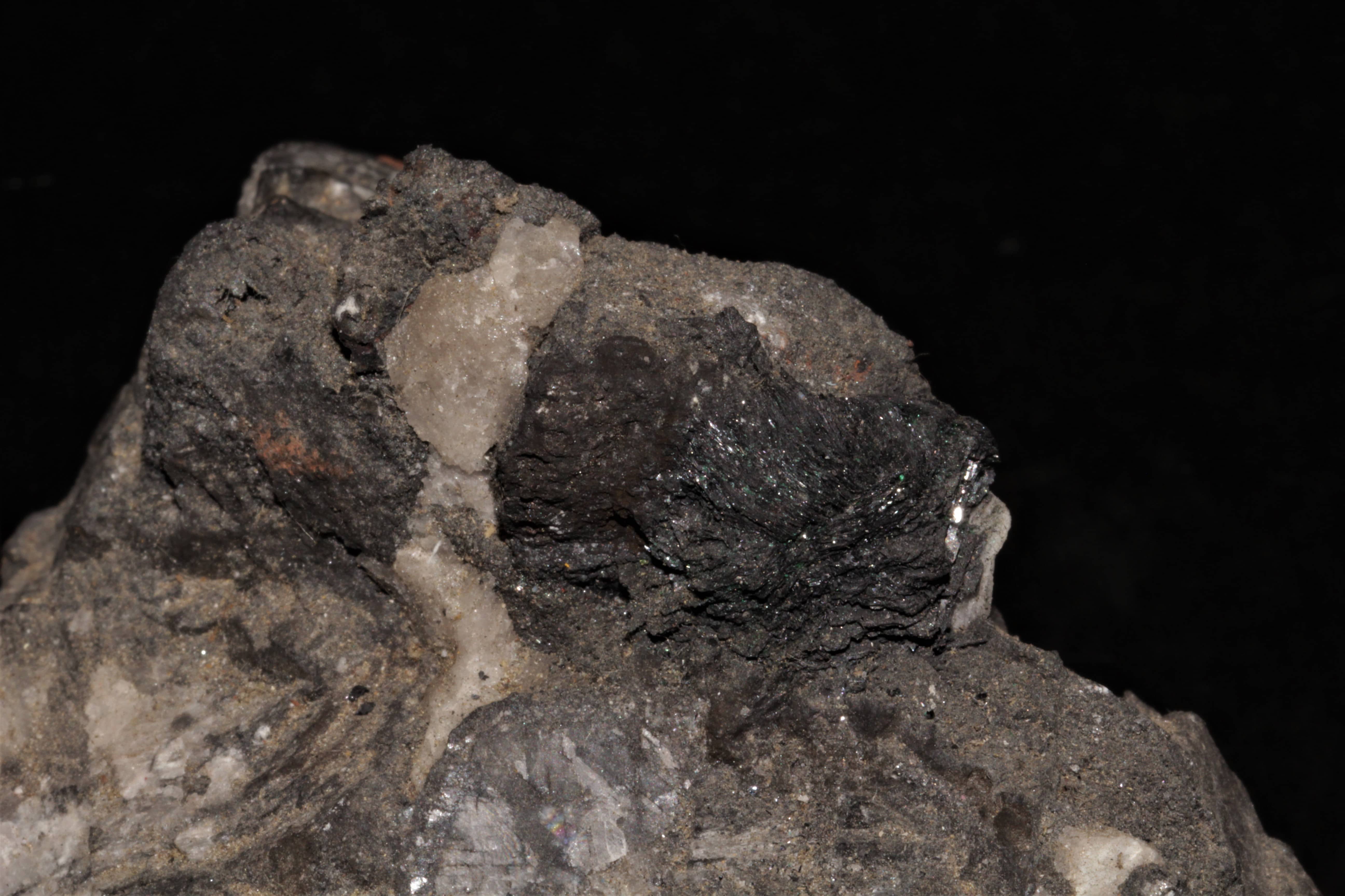 Crednérite, Merehead quarry, Shepton Mallet, Bristol, Angleterre