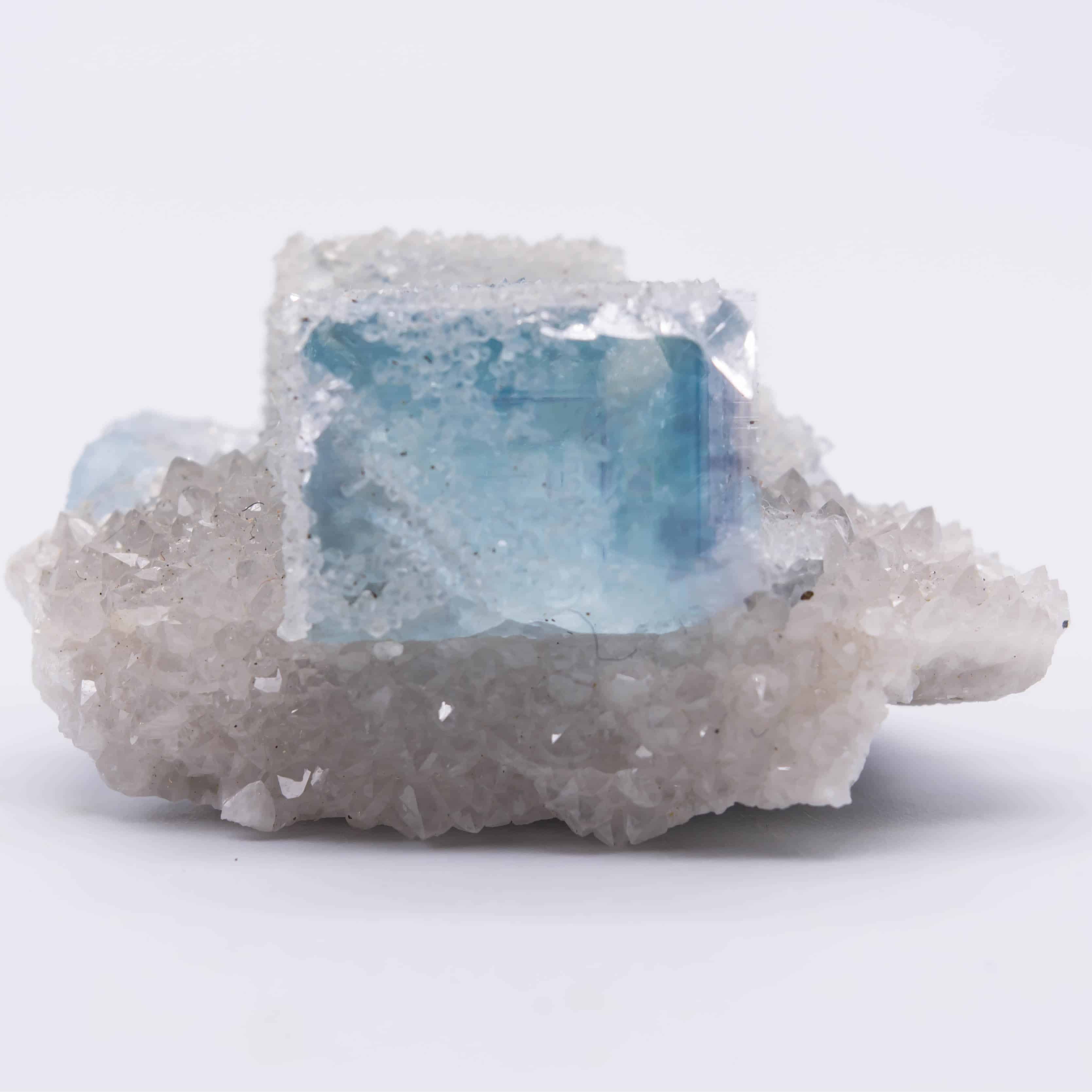 Blue fluorite and microquartz, Montroc (or Mont-Roc), Tarn.