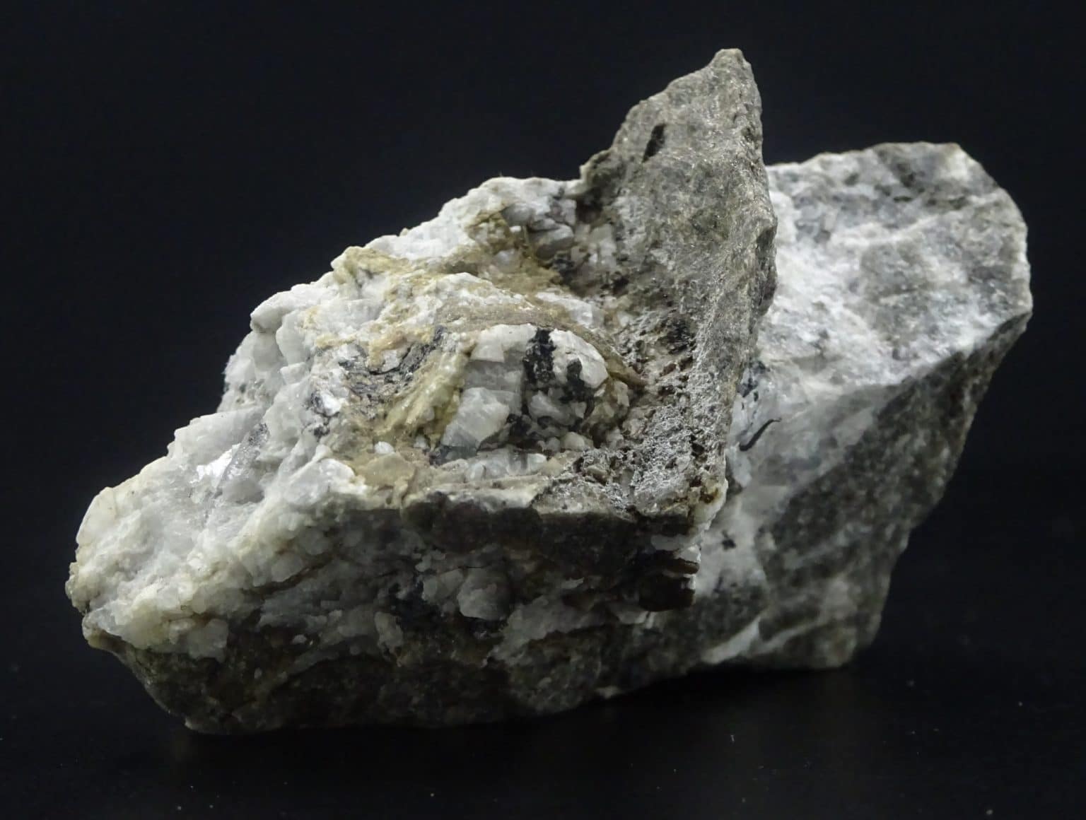 Argent natif sur gangue, Kongsberg, Buskerud, Norvège.