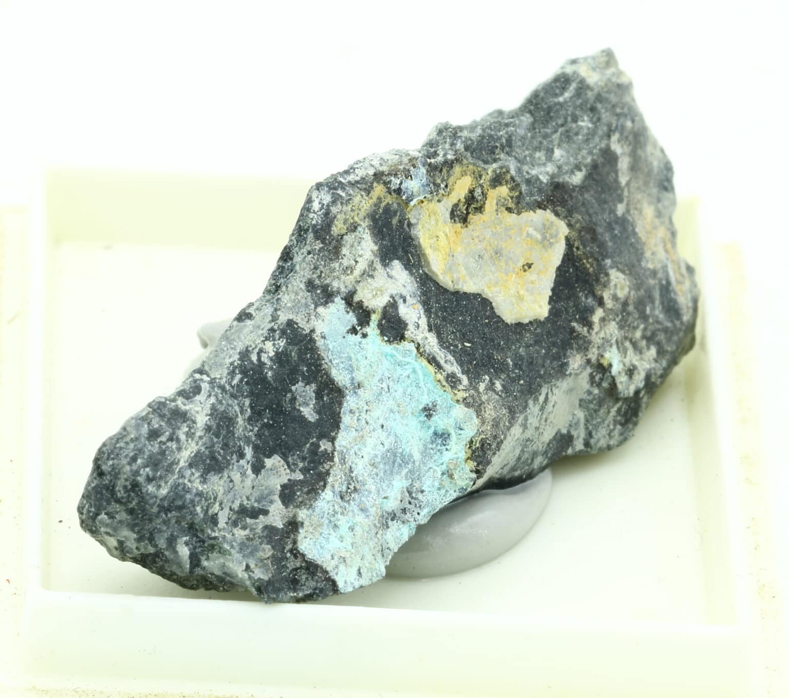 Devilline de la mine d'or de Salsigne dans l'Aude