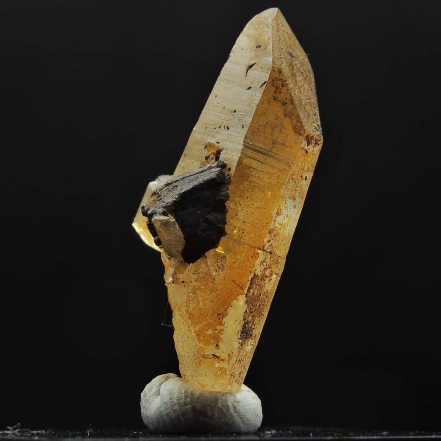 Quartz en macle de la Gardette et Sidérite, Les Halles, Vizille, Isère.