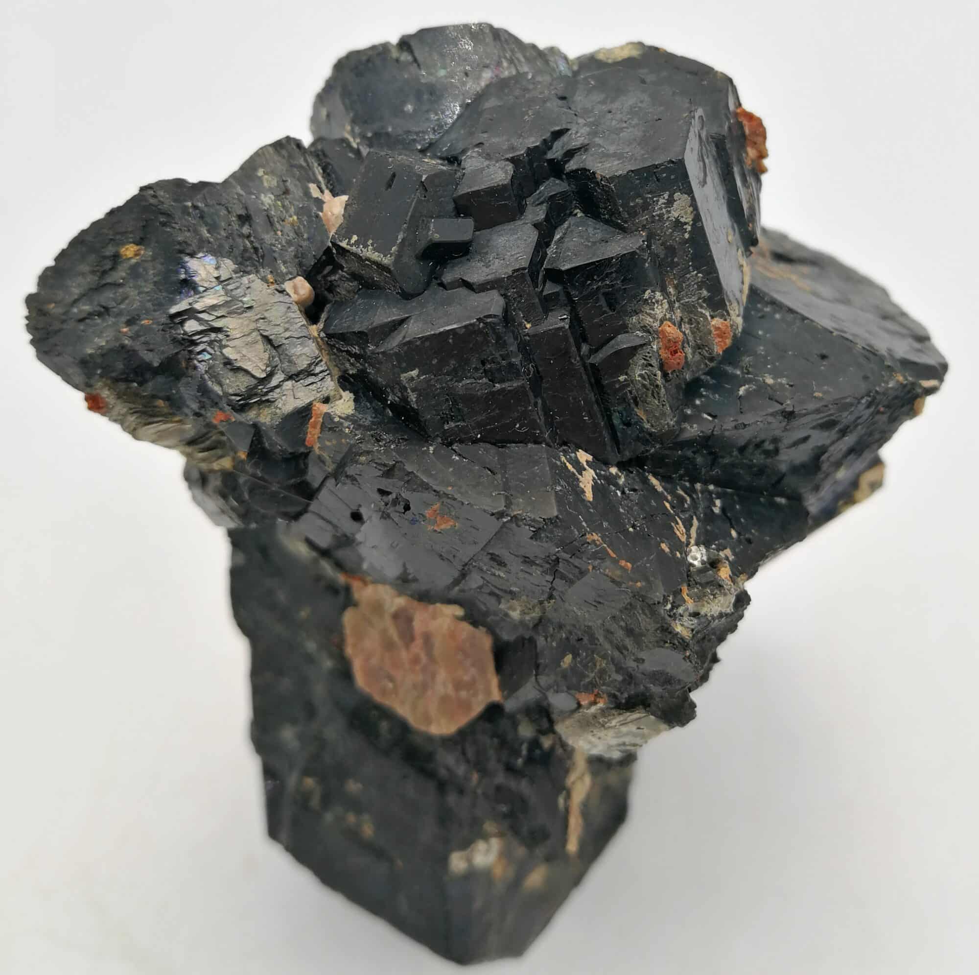 Hornblende cristaux, minéraux en vente, description, photos, vidéo.